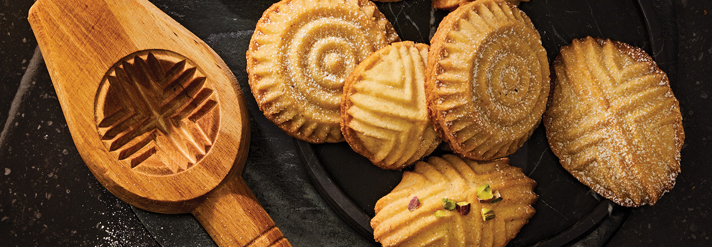 Canada Post celebrates Eid with new stamp featuring maamoul - Magazine ...